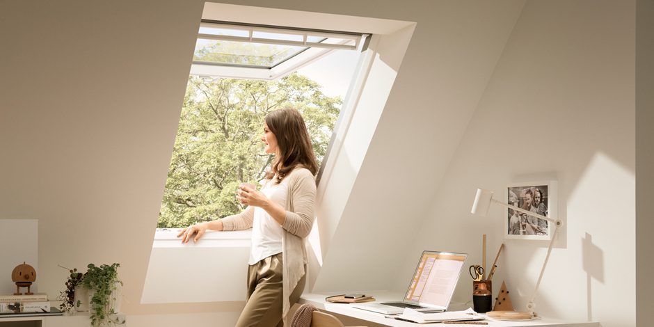 Velux Top Hung Roof Window GPL 2070 - Benfleet Plastic Warehouse